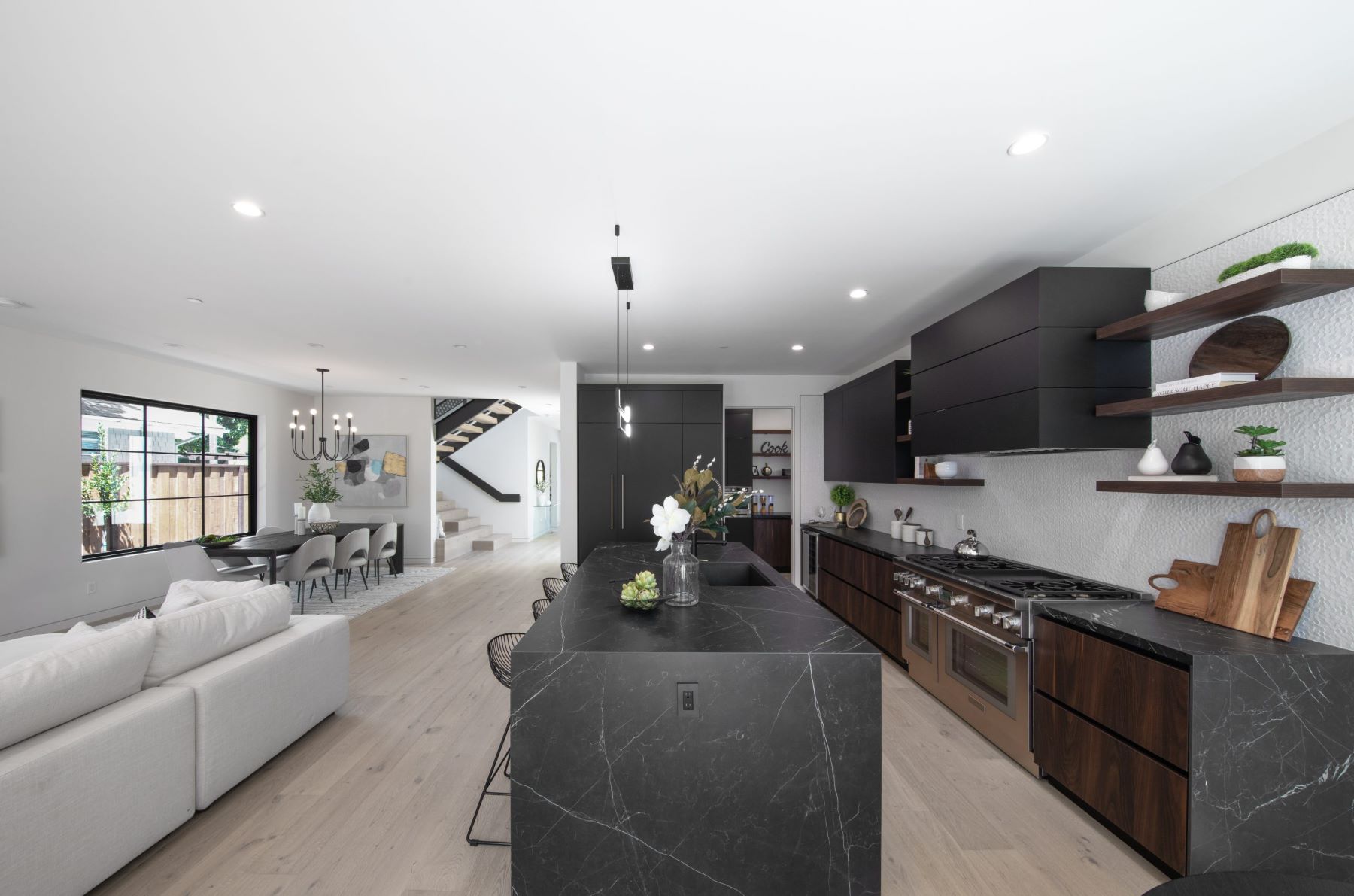 Simplify Your Remodel: The Advantages of Partnering with a Single ...